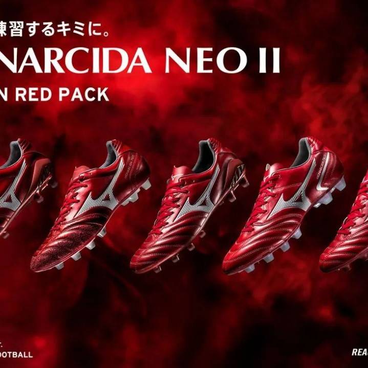 美津浓发布新配色MONARCIDA NEO II系列足球鞋_穿着_Morelia_足部