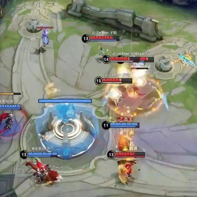 这一波，小胖的娜可露露少打一个，就是巅峰对决了_eStarPro_水晶_实际