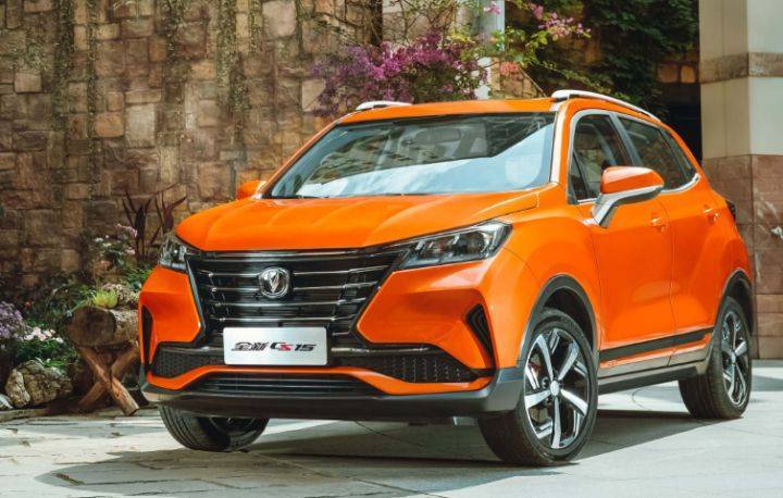 小型SUV对决：凯翼X3和长安CS15哪款更适合入手？_搜狐汽车_搜狐网