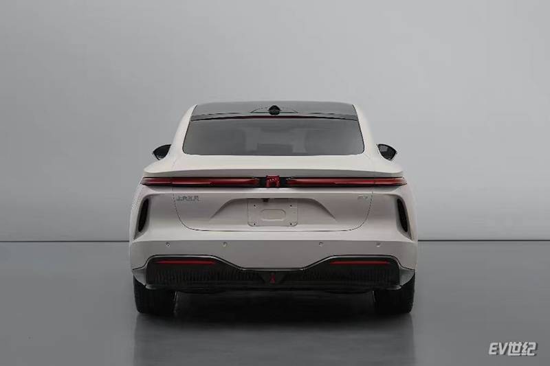 续航700km、支持换电，飞凡首款中大型纯电轿车F7信息曝光_搜狐汽车_搜狐网