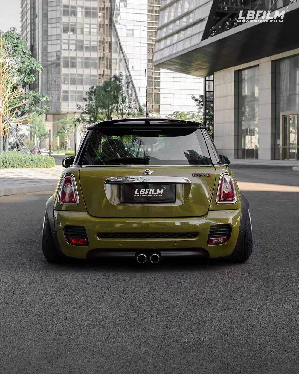 宝马mini-LB原厂漆战斗绿，介于嫩绿与深沉墨绿间的颜色绿色_搜狐汽车_搜狐网