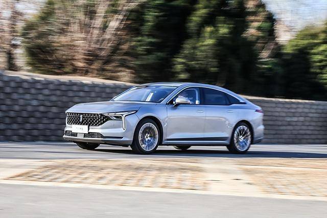 10万预算想买B级车舒适？奔腾B70整车舒适座舱6A认证了解一下_搜狐汽车_搜狐网