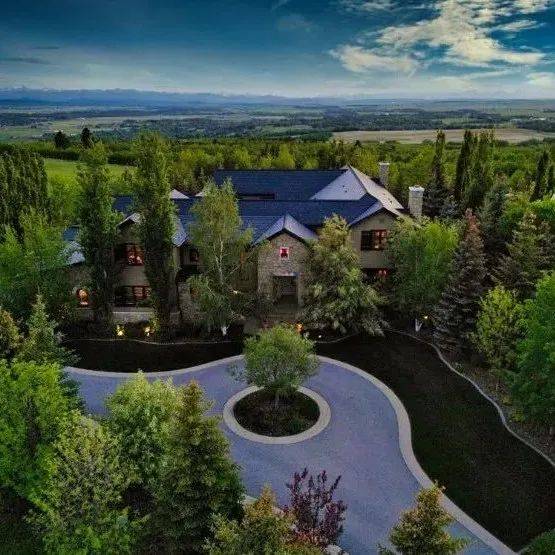 壕！影帝小李子住过的加拿大$700万豪宅正出售，内部装潢曝光_房子_Narcity_Ridge