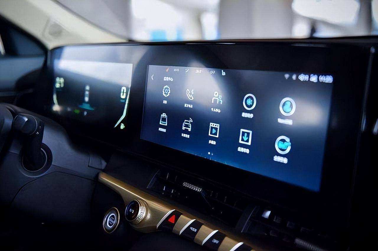 预算10万块，奔腾T55、捷达VS5怎么选更划算？_搜狐汽车_搜狐网