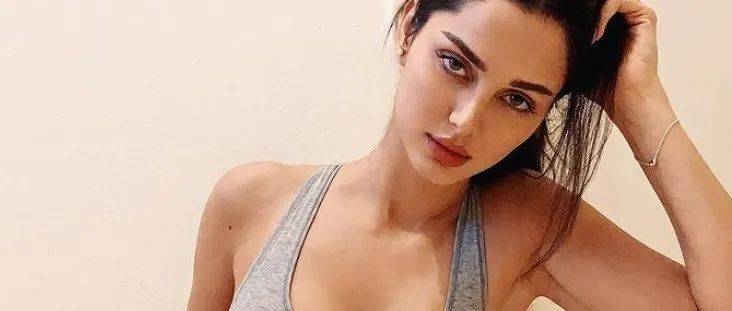 伊朗第一超模，天使面孔，魔鬼身材，吸粉超300万，太性感！_Jaberi_健身_Tre