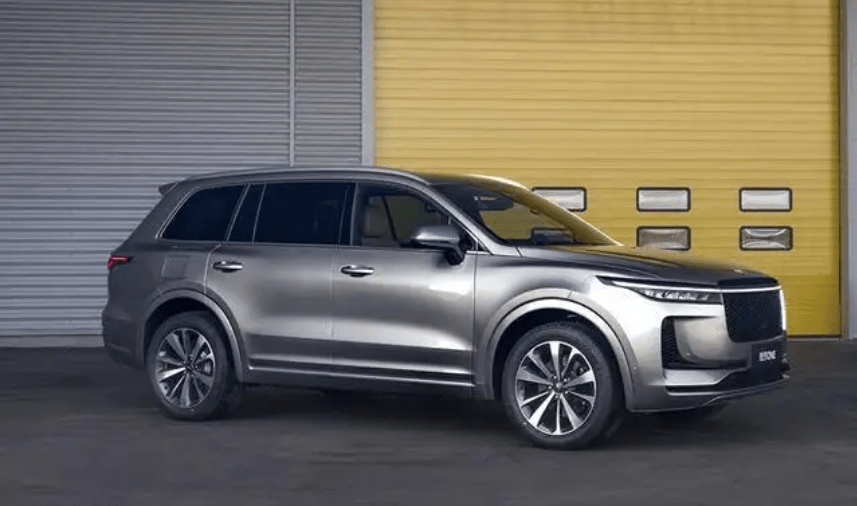 面子里子我都要，小鹏G9和理想L8，究竟谁才值得选择？_搜狐汽车_搜狐网