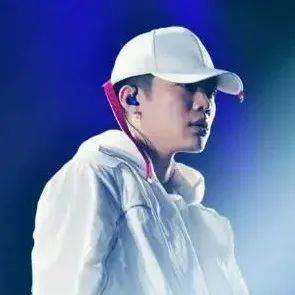 PG ONE用这样方式梦回那个夏天。_回应_西蒙_Diss