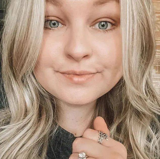 德州女子坚定反堕胎，但自己怀上了问题婴儿后心态崩了_Kailee_来自_版权