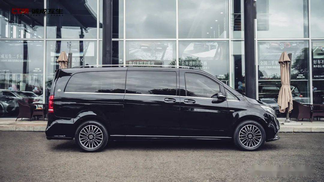 (最新到店)无“V”不至的豪华商务车，让商务出行舒适惬意【奔驰 V260L 尊贵加长版】_搜狐汽车_搜狐网