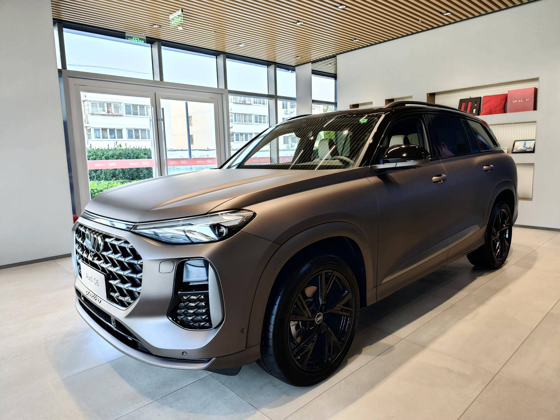 豪华版途昂？实拍体验奥迪Q6 45.96万元起/首发第四代EA888发动机_搜狐汽车_搜狐网