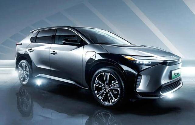 终于等到你！最高续航615km，广汽丰田bZ4X售19.98万元起_搜狐汽车_搜狐网