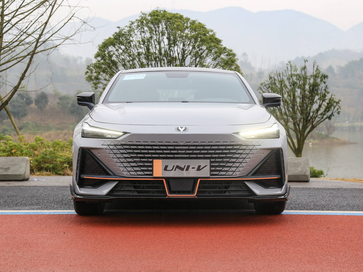 这些12万级轿车香爆了！2.0T+8AT+2米8轴距 这还要啥合资车？_搜狐汽车_搜狐网