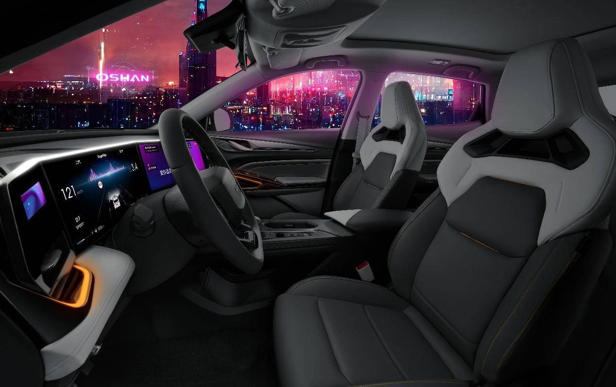 要做8万级SUV卷王？30英寸大屏+1.5T动力 欧尚X5 PLUS内饰曝光！_搜狐汽车_搜狐网