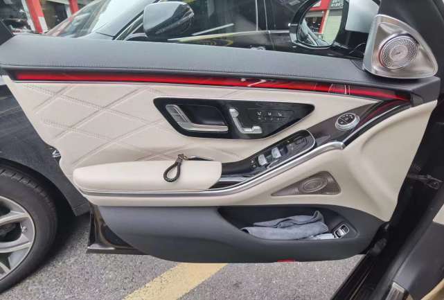 21、22款迈巴赫S480改装升级原厂主动式氛围灯_搜狐汽车_搜狐网