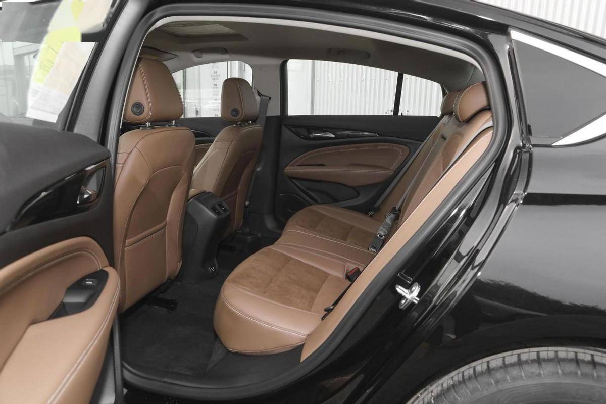 以价换量，入门配备1.5T+9AT，内饰用料升级，体验别克君威_搜狐汽车_搜狐网