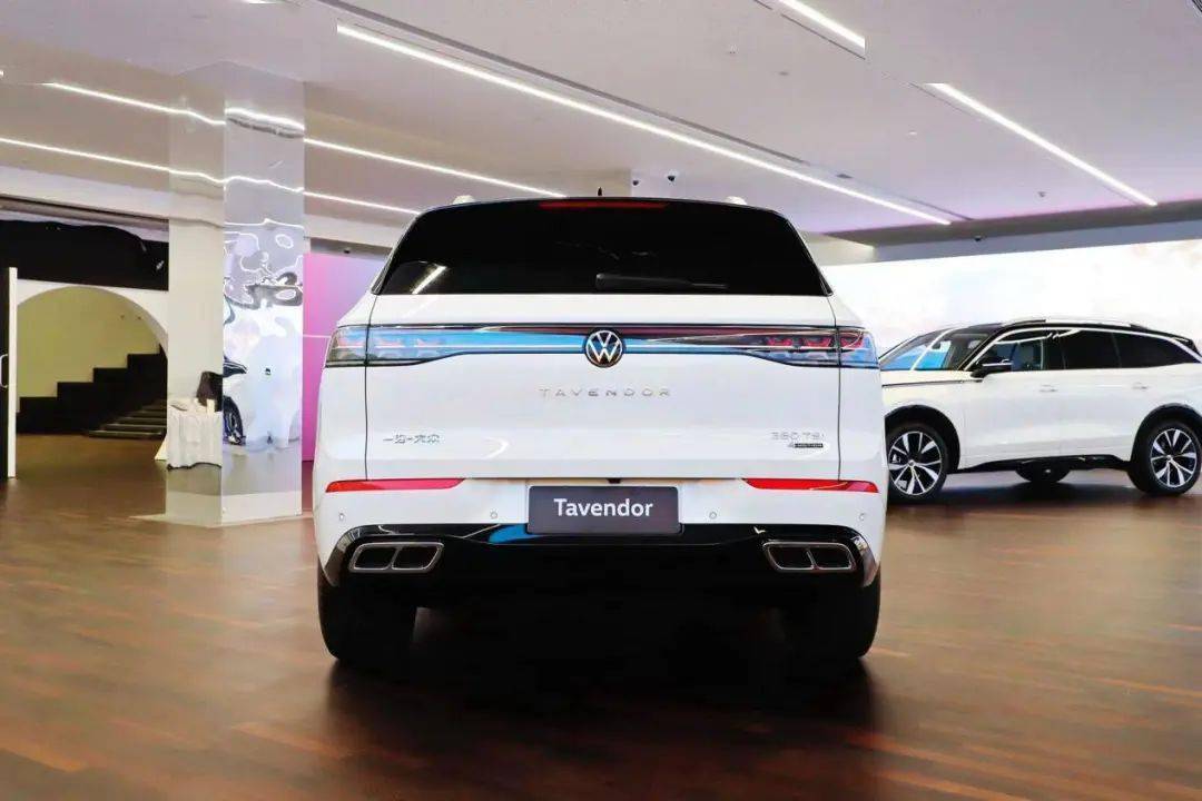 硬核合资SUV，2.0T，220马力，大五座大空间，后排轻松跷二郎腿！_搜狐汽车_搜狐网