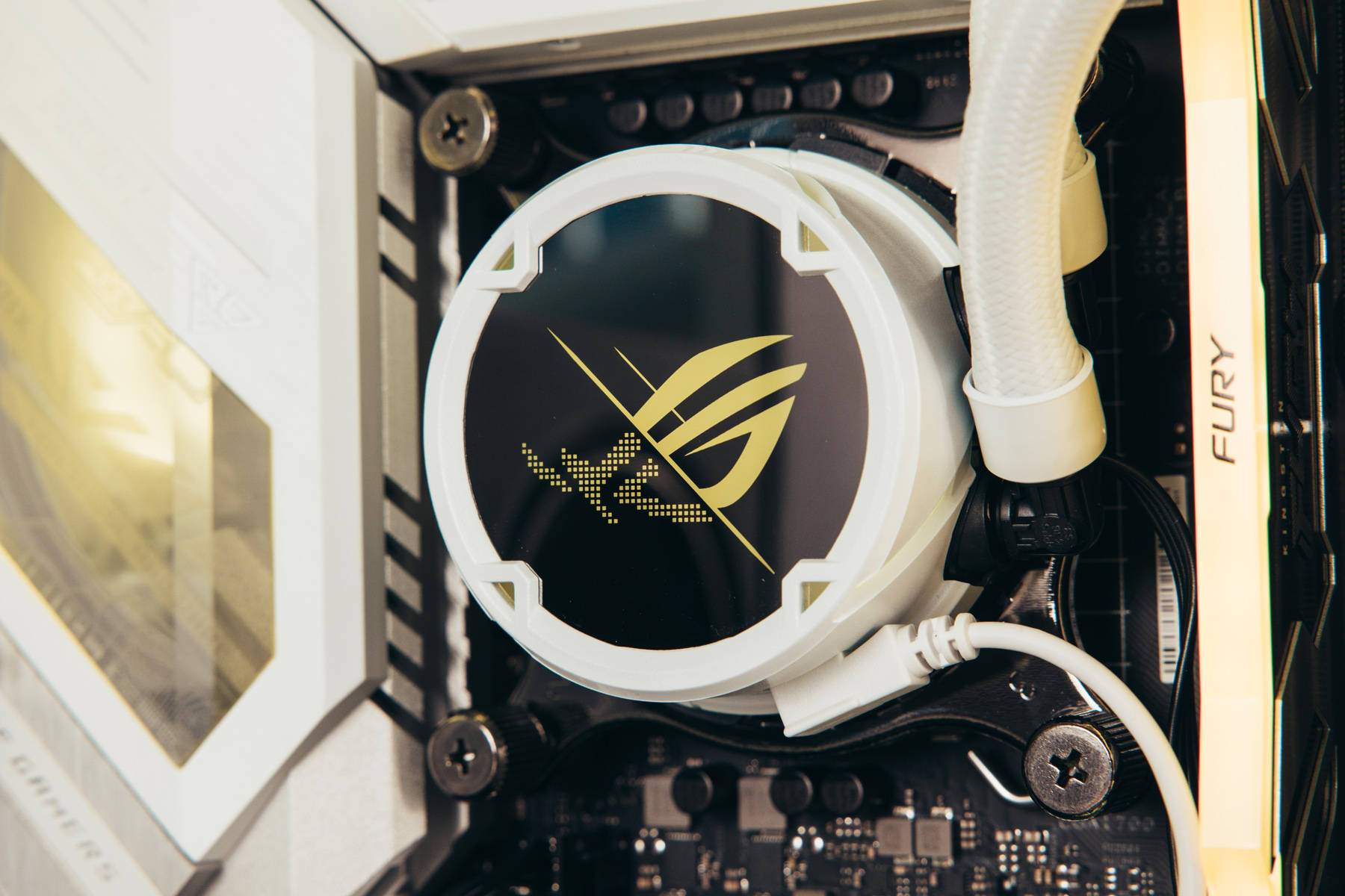 纯白海景房主机，华硕TUF GT502弹药库+Z690吹雪装机分享_白色_风扇_散热