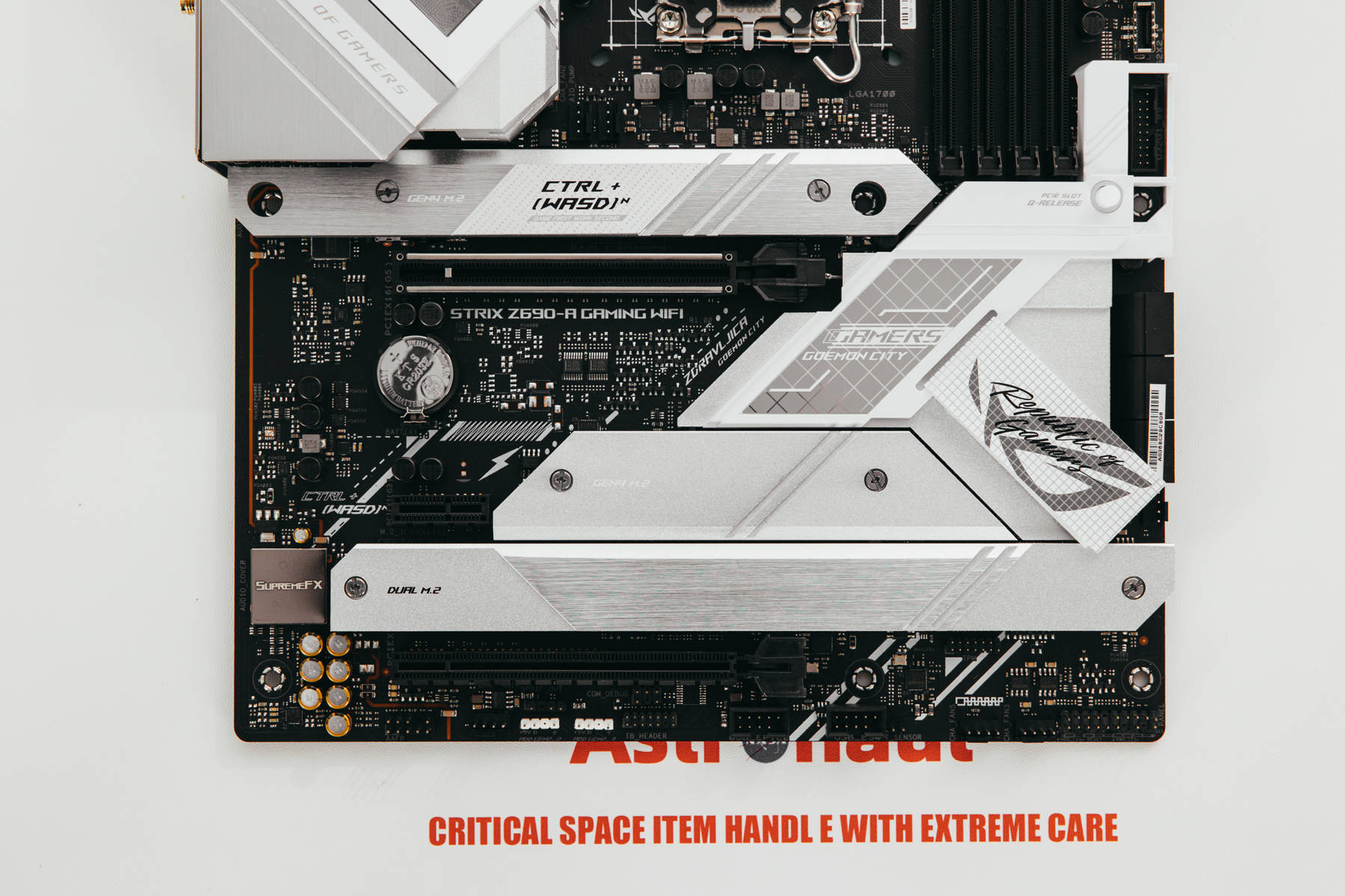 纯白海景房主机，华硕TUF GT502弹药库+Z690吹雪装机分享_白色_风扇_散热