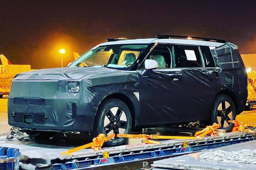 外观造型更加硬朗 现代新款SANTA FE渲染图曝光_搜狐汽车_搜狐网