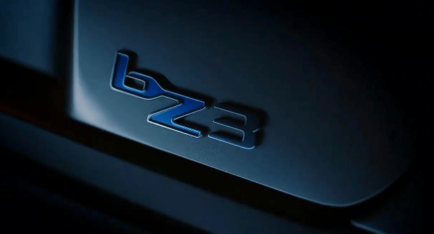 比亚迪电池/电机加持，e-TNGA架构赋能，丰田bZ3提前锁定爆款？_搜狐汽车_搜狐网