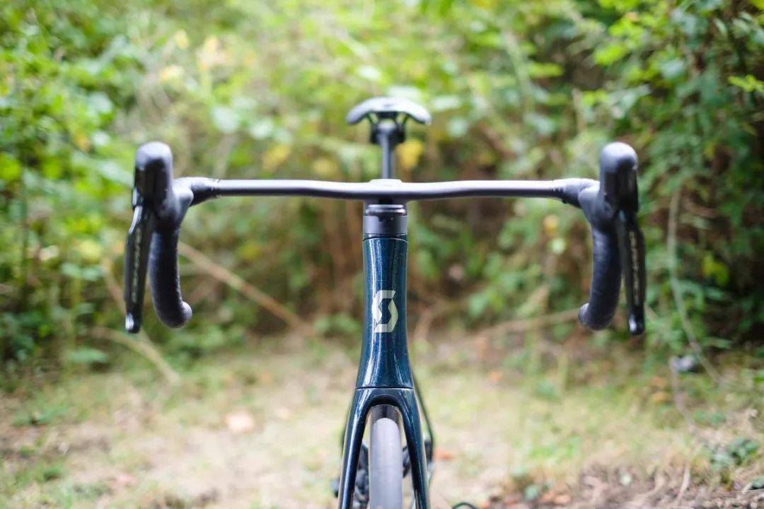至繁归于至简 BikeRadar评测新款SCOTT FOIL RC PRO_搜狐汽车_搜狐网
