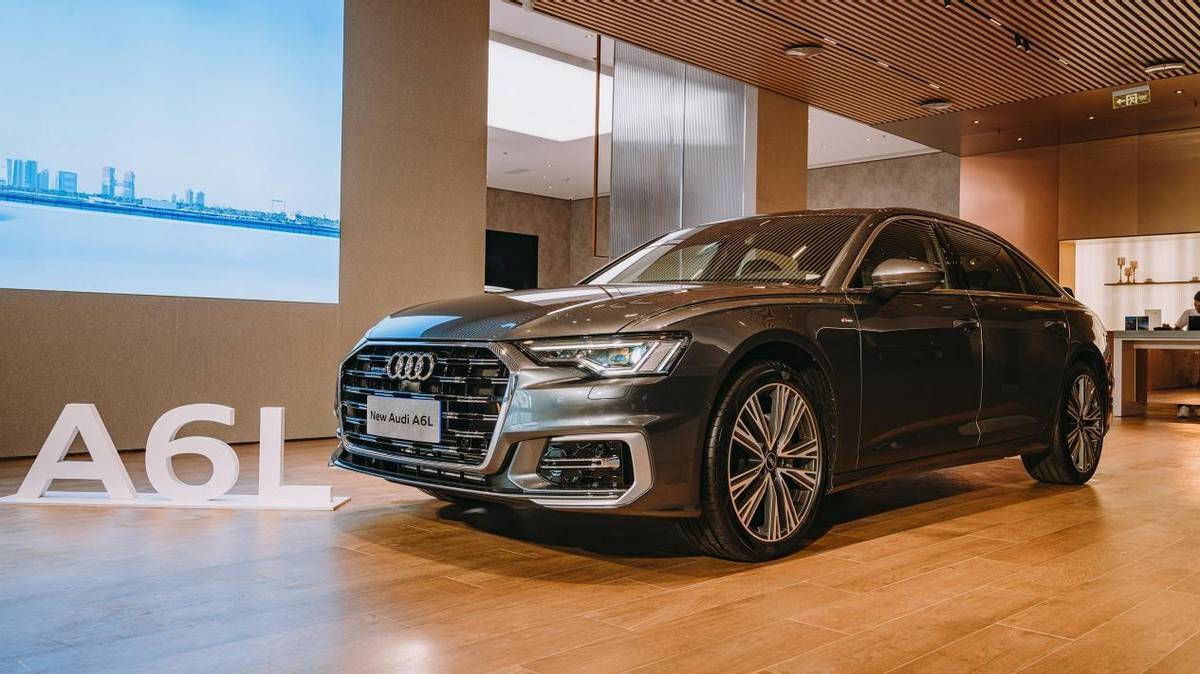 外观有变化 本质没区别 2023款奥迪A6L怎么选？_搜狐汽车_搜狐网