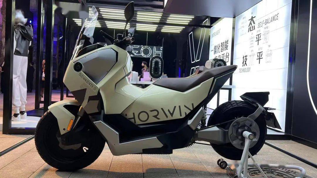 零百2.8秒，HROWIN电动踏板上市，126800元起_搜狐汽车_搜狐网