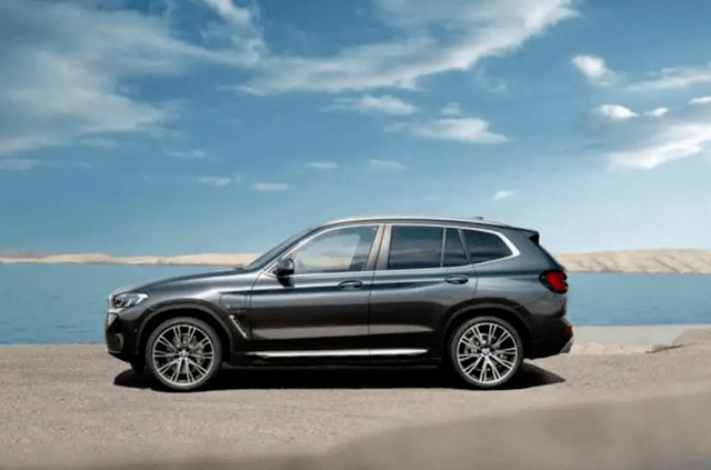 从不一样的角度来看，奥迪Q5L和宝马X3谁更值得买？_搜狐汽车_搜狐网