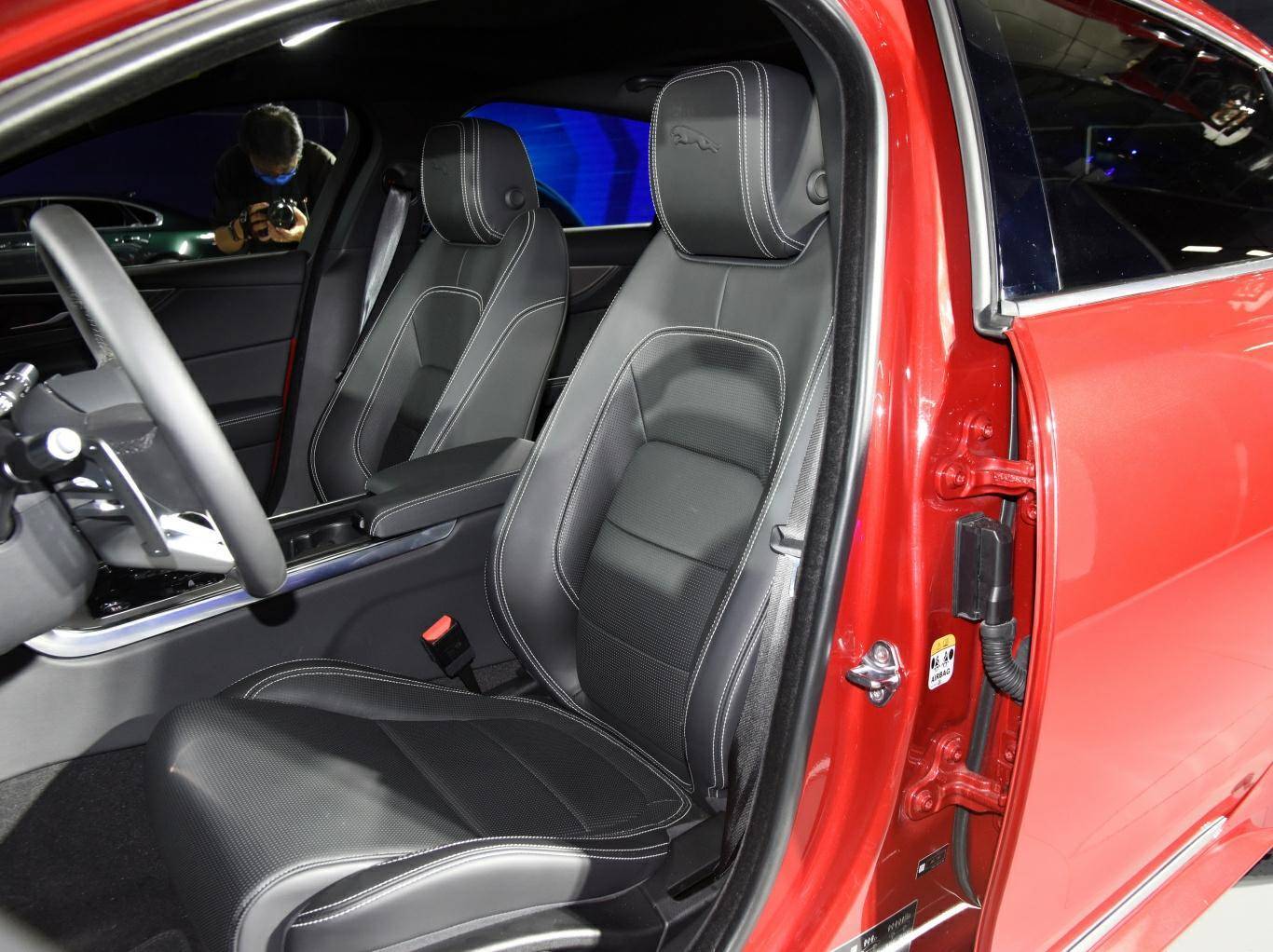 捷豹XEL：2.0T+8AT，纵置后驱，如今仅20来万，买它个性还有面儿_搜狐汽车_搜狐网