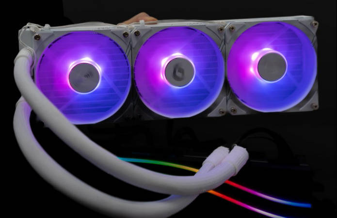 水神降临！iGame RTX 4080一体水冷显卡首发评测_GeForce_游戏_性能