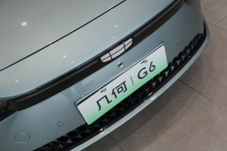 超能跑且智能，华为鸿蒙车机加持，探店实拍几何G6/M6_搜狐汽车_搜狐网