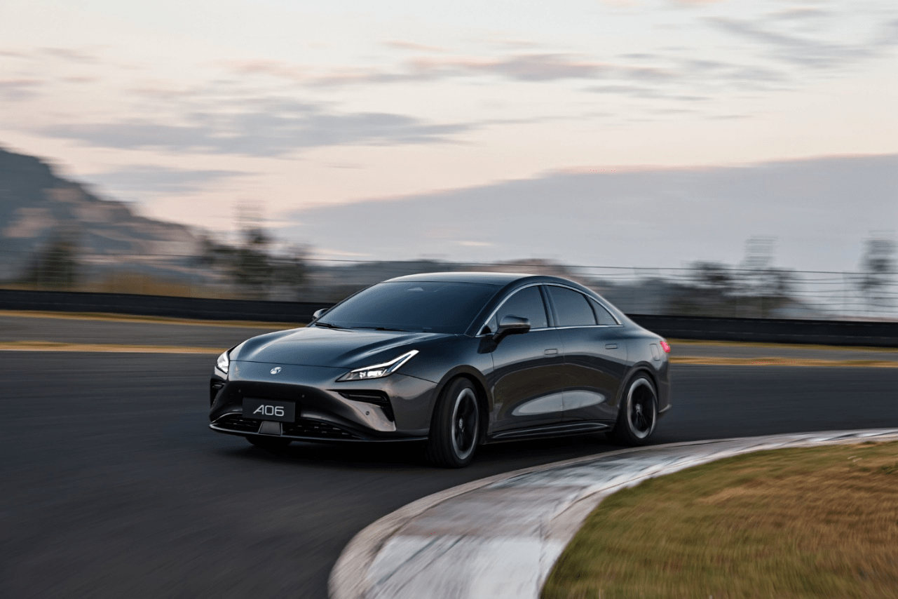 EDG携纯电智能潮跑来袭，合创A06将于12月3日上市并交付_搜狐汽车_搜狐网