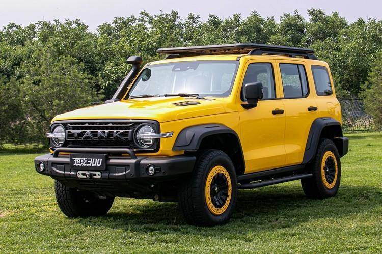 25万级硬派越野，网红坦克300＆七座BJ60，谁更香？_搜狐汽车_搜狐网