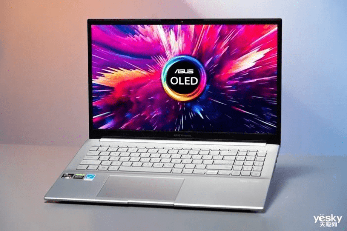 球迷必入轻薄本，用无畏Pro15 2022 2.8K OLED屏幕看世界杯才叫爽_支持_认证_画面