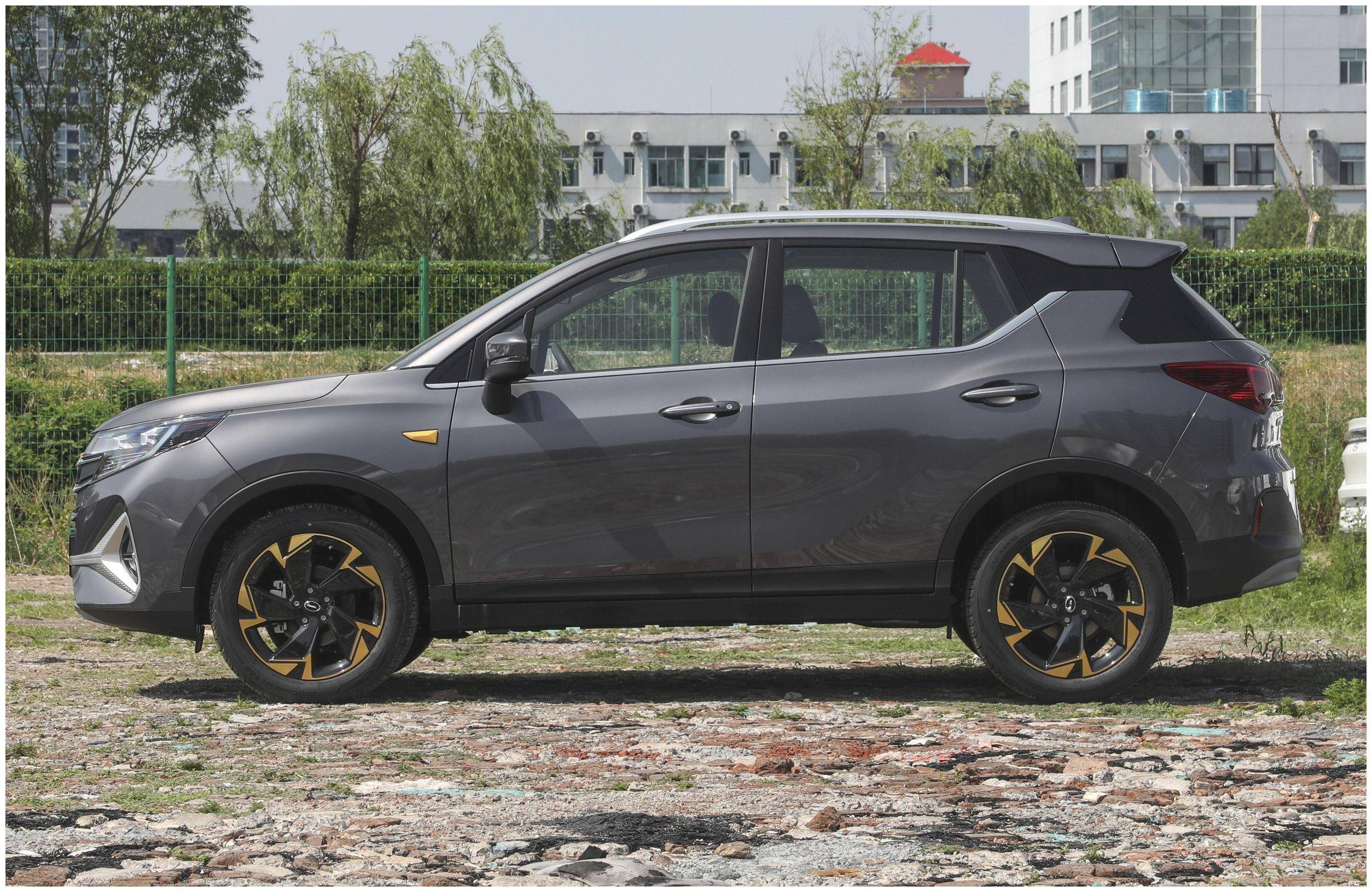 传祺GS3外观很好看，搭载1.5T+6AT变速箱，适合年轻人的小型SUV_搜狐汽车_搜狐网