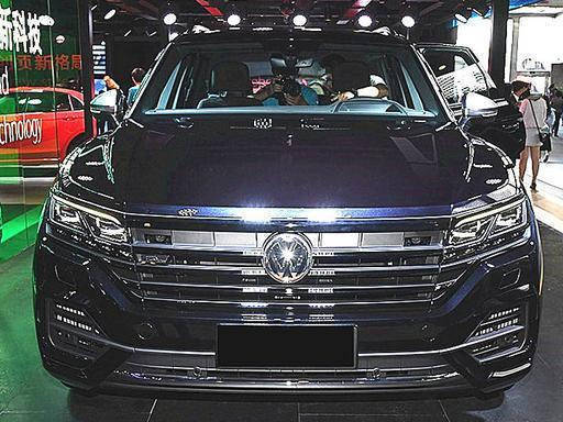 大众新途锐来了，3.0T+8AT，车重2.2吨_搜狐汽车_搜狐网