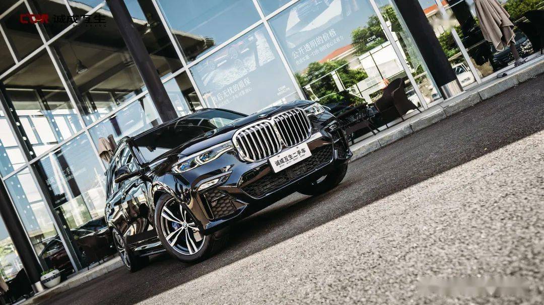 气派豪华SUV，3.0T四驱，配置丰富，还立省将近40万！【宝马X7 xDrive40i 尊享型M运动套装】_搜狐汽车_搜狐网