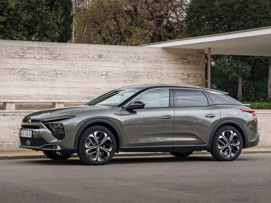 胜负只在东风标致408X一念间_搜狐汽车_搜狐网