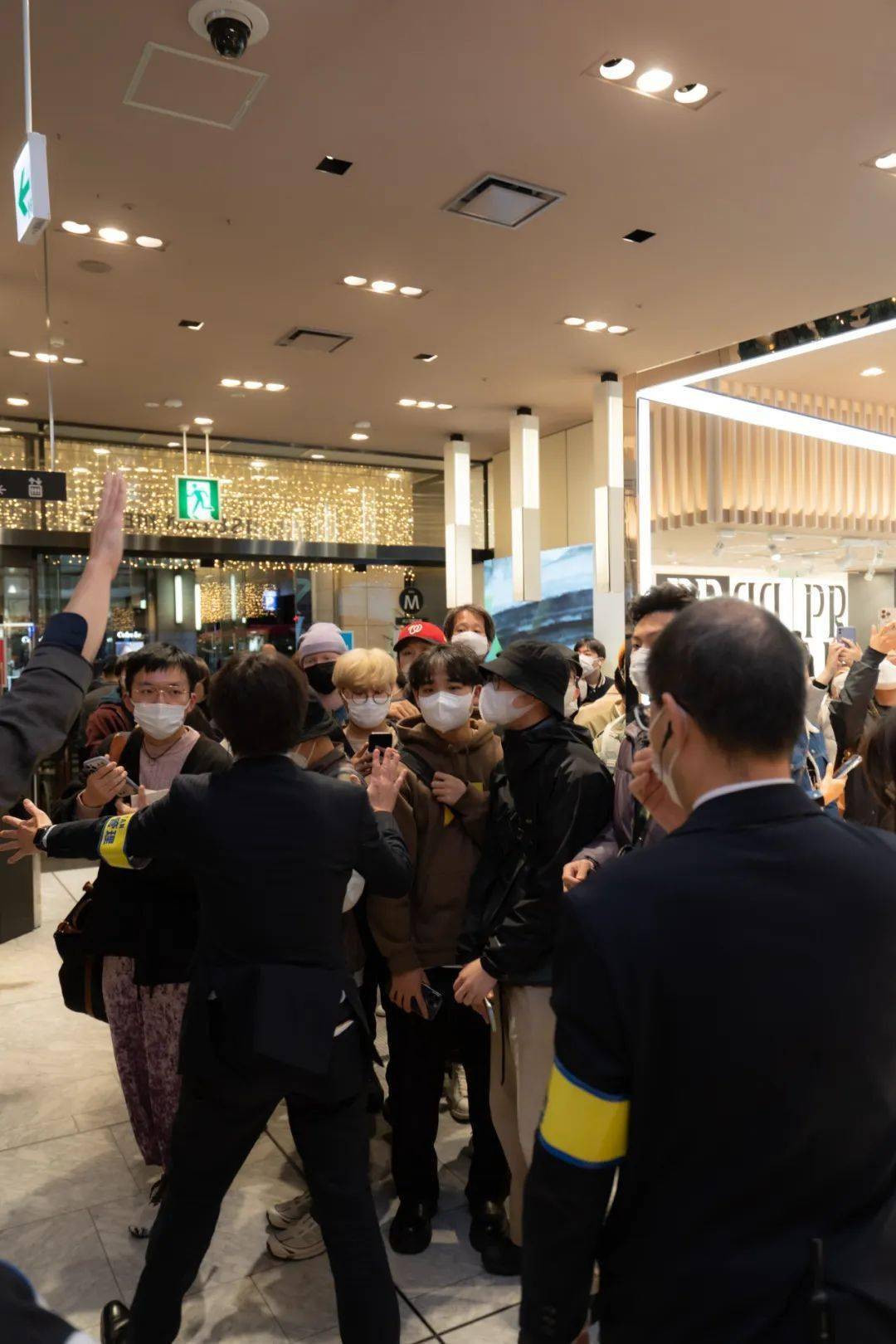 JUICE 于成都 COSMO 财富中心 INNERCO开设 JUICE MARKET 期间限定店_系列_位置_胶囊