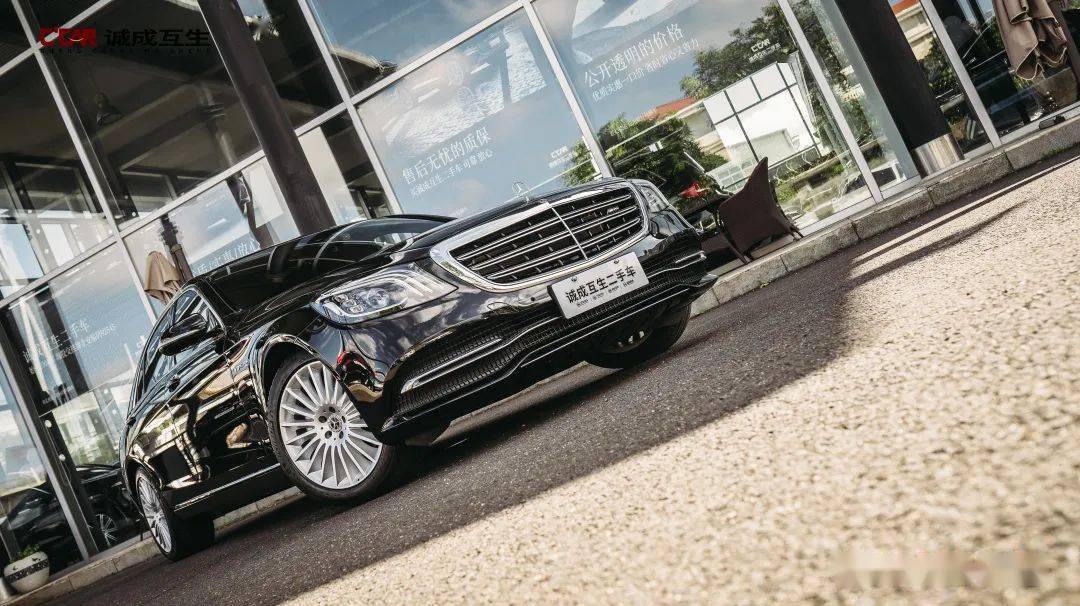 豪华D级轿车，开上它想低调都难，仅60多万，太值了！【奔驰S级 S320L 臻藏版】_搜狐汽车_搜狐网