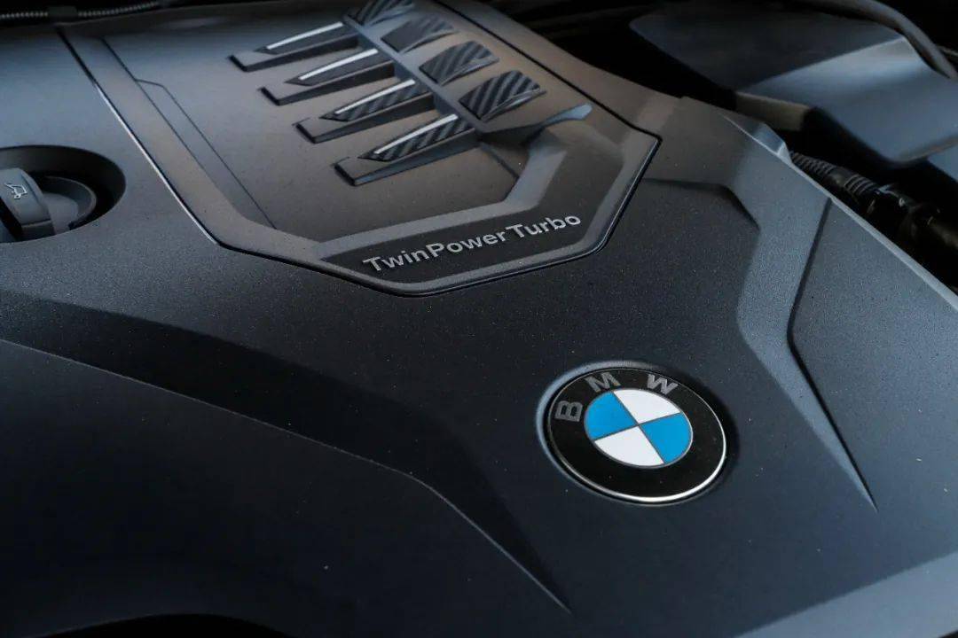 2.0T+8AT，6.3秒破百，它才是中型车的标杆？_搜狐汽车_搜狐网