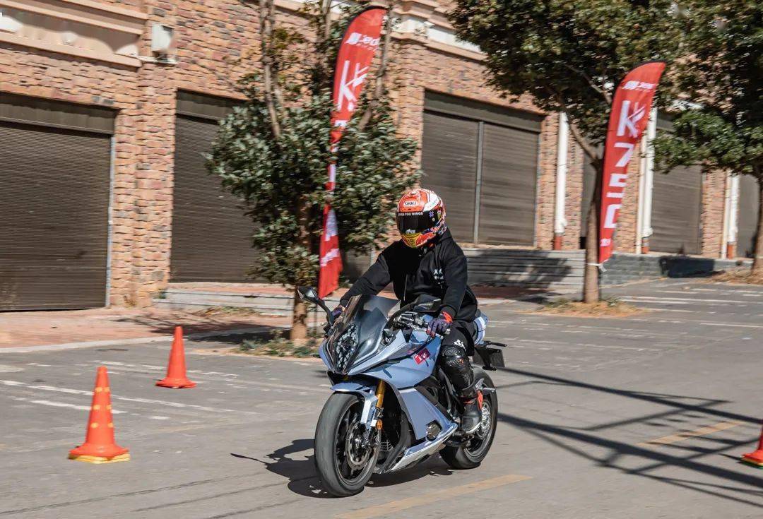 VISION K333亮相昆明—— 2023杰迪机车云南招商品鉴会圆满完成_搜狐汽车_搜狐网