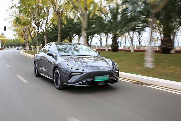 18万左右的预算 合创A06和长安深蓝SL03谁更值得购买？_搜狐汽车_搜狐网