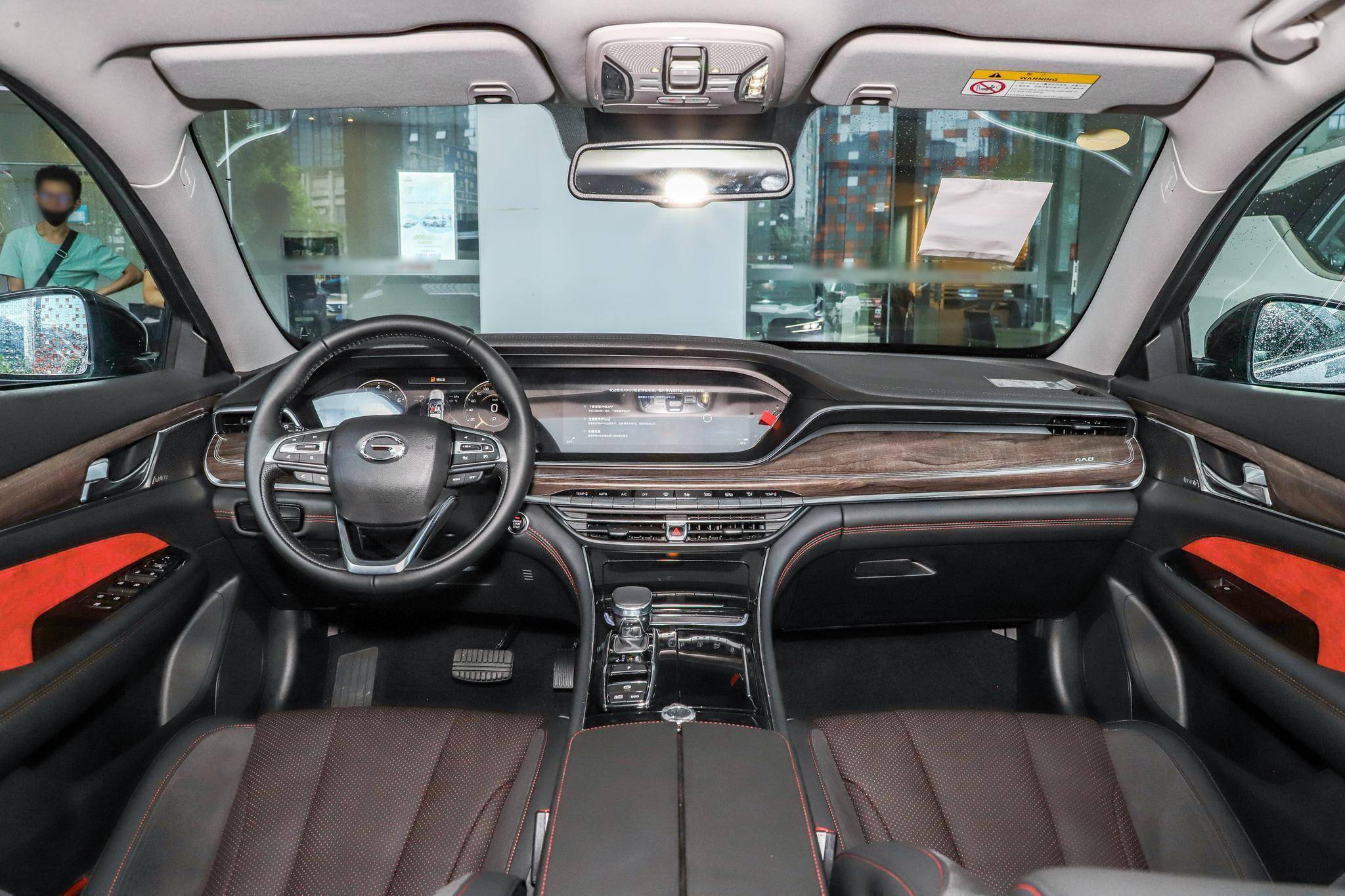 配置高尺寸大，标配252马力+6AT，售15.68万起，带你看传祺GA8_搜狐汽车_搜狐网