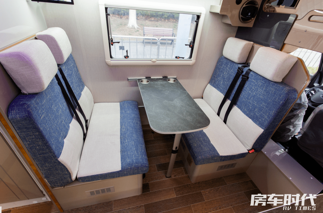 长安跨越者D5 韩版布局 2.0T+8AT 人性化内饰 舒享旅居_搜狐汽车_搜狐网