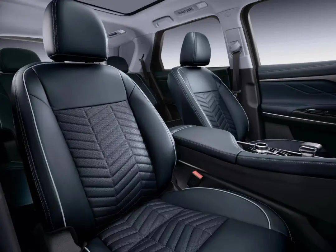 丐版也很香！全系2.0T+8AT，7座SUV，17.59万起，还看汉兰达？_搜狐汽车_搜狐网