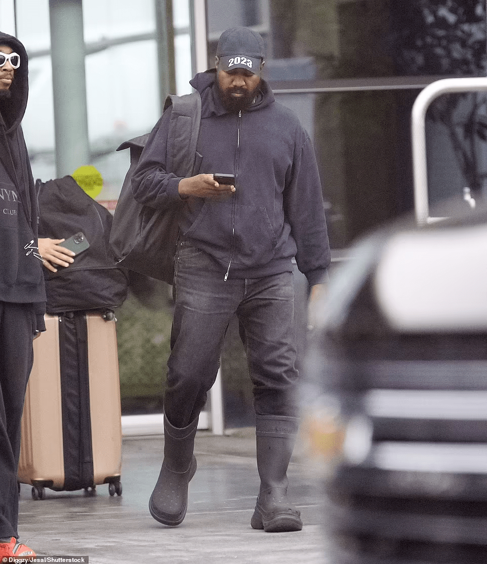 Kanye 计划推出全新纪录片，全程 iPhone 跟拍_品牌_Calvin_系列