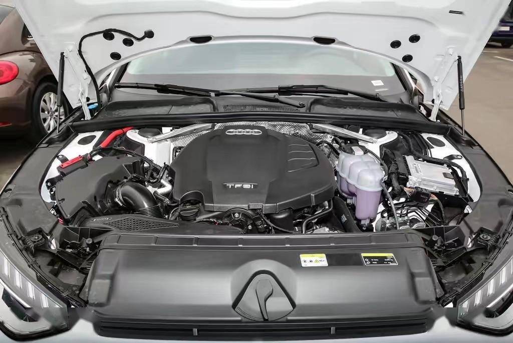 奥迪也豁出去了，跌至亲民价，入门就配2.0T，奥迪A4L家用首选？_搜狐汽车_搜狐网