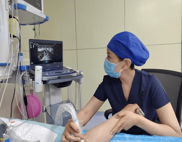 【附三医讯】齐医附属三院重症医学科成功开展院内首例迷你中线导管（Mini-midline）置入术_患者_静脉