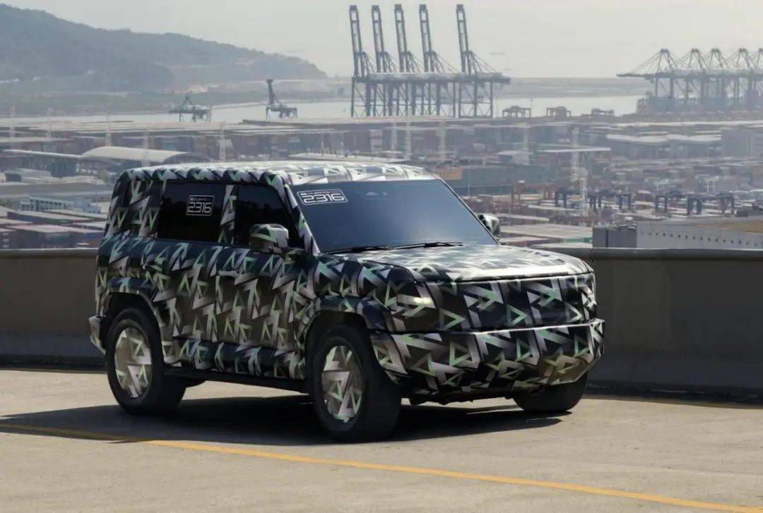 2.0T+8AT 254马力，带后挂备胎，气场不输坦克300，即将上市！_搜狐汽车_搜狐网